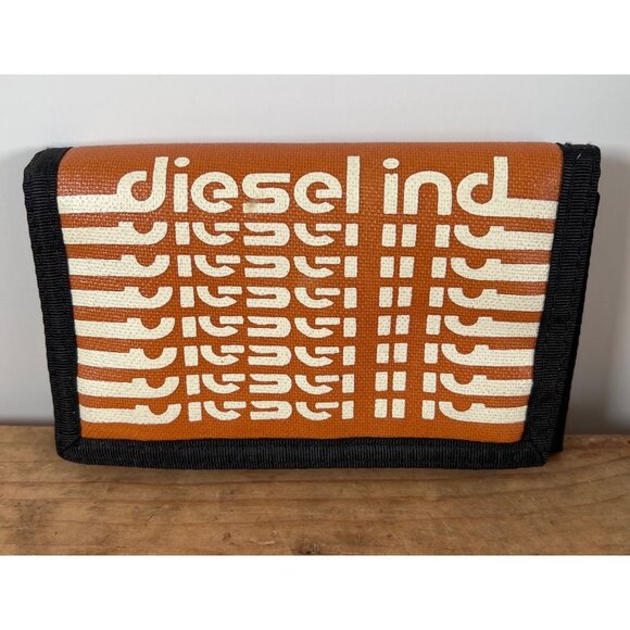 Diesel | Accessories | New Vintage 9s Diesel Logo Mens Trifold Wallet ...